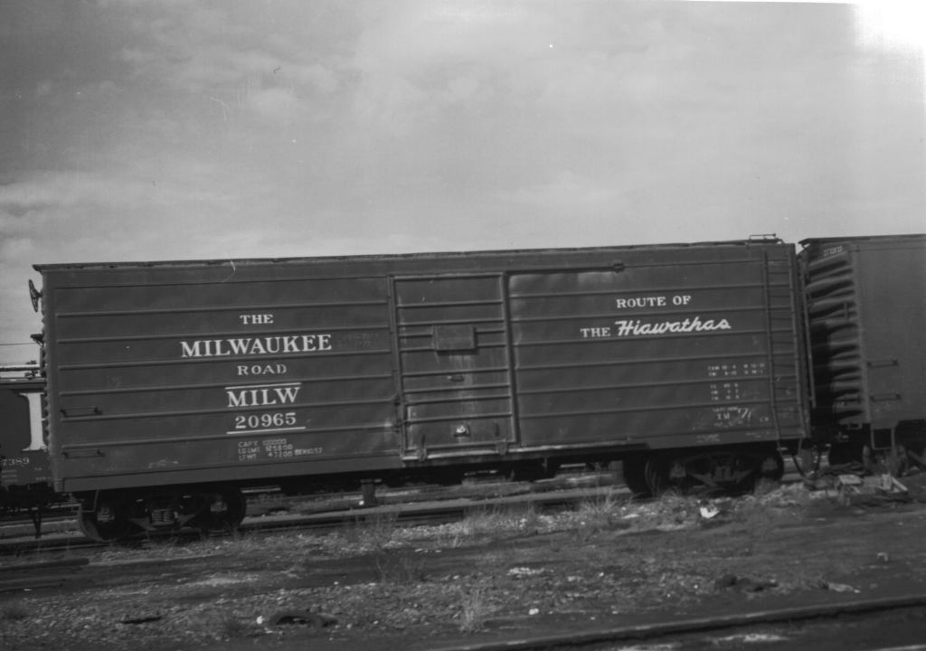 UMilwaukee Road 20965
